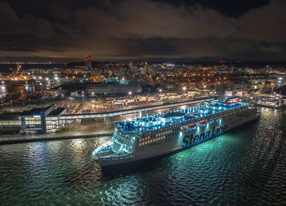 „Stena Ebba” wypłynęła z portu w Gdyni - Gdynia